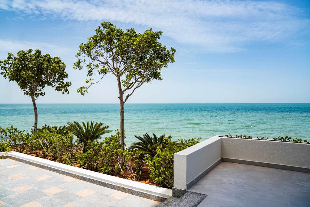 Beach Bay Hotel Mirfa, Al Mirfa (updated prices 2025)