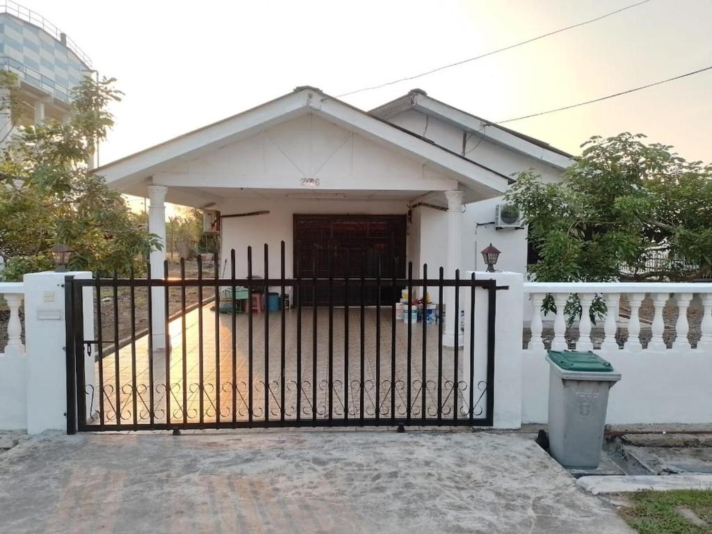 Gemas Homestay RIA, Gemas (updated prices 2025)