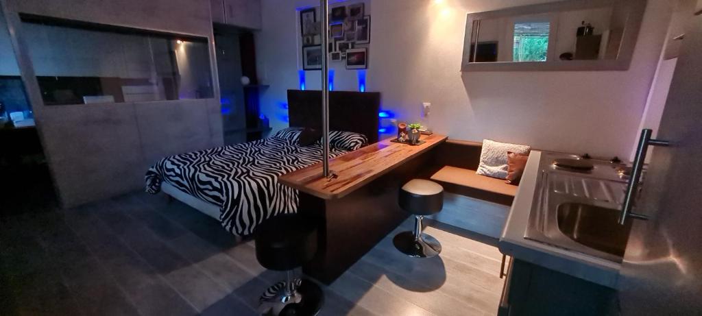 La Chambrette, Salon-de-Provence (updated prices 2026)