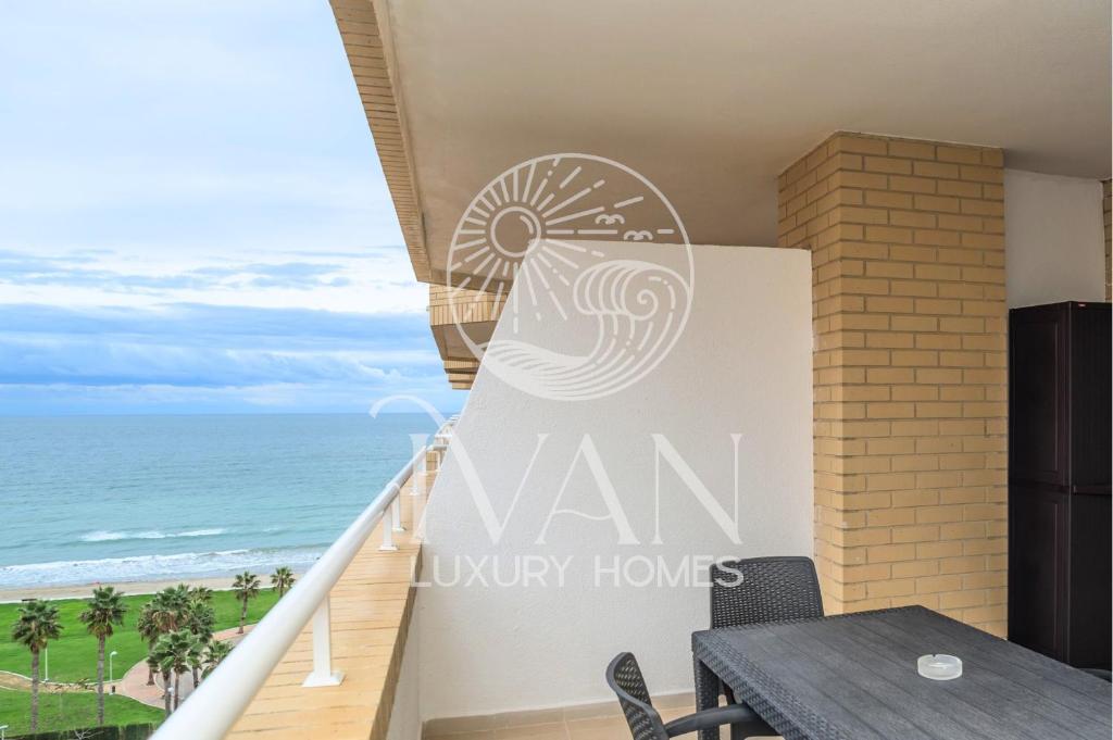 Casa Ariana Ivan Luxury Homes 9ªPlta Norte 1ªLinea, Oropesa del Mar ...