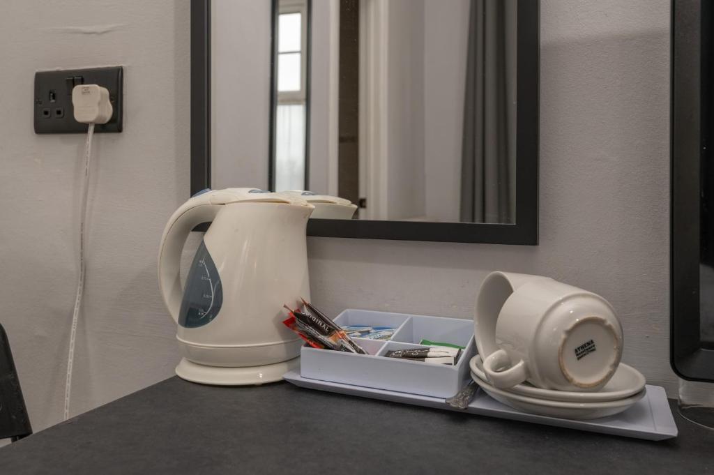 Ascot Grange Hotel - Voujon Resturant, Leeds (updated prices 2025)