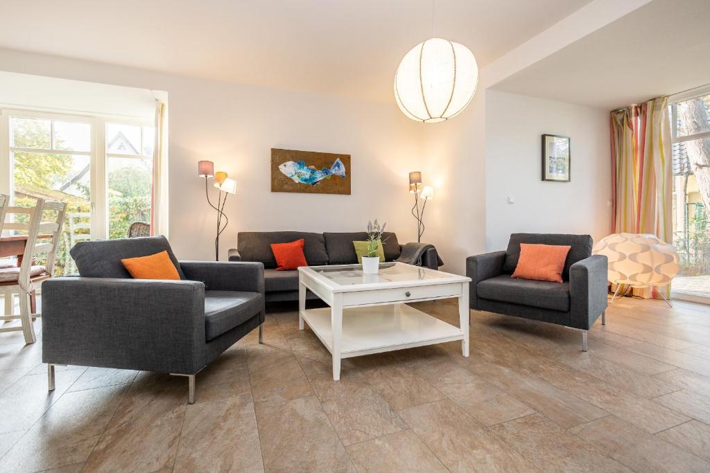 Rosenberg 24 Haus Deichrose, Zingst (updated prices 2025)