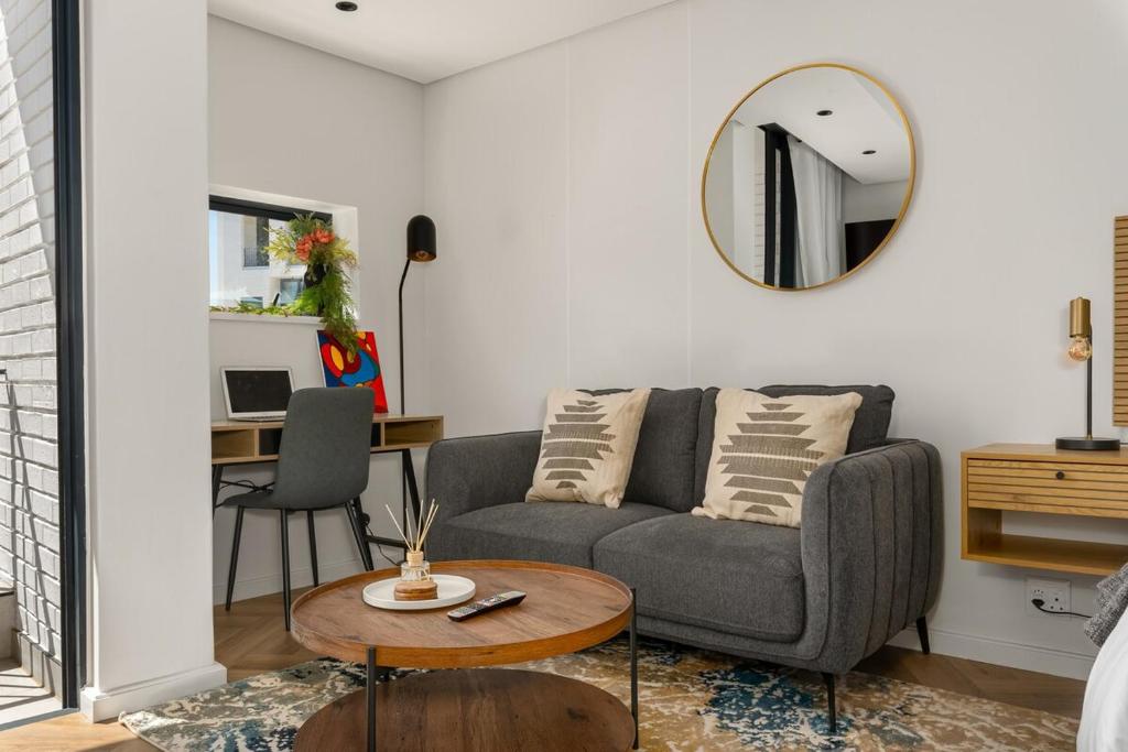 Serene Parkside Studio near Canal Walk, Cape Town (harga terbaru 2025)