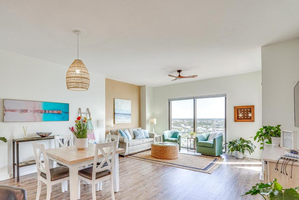 Pool and Private Beach Access Condo in PCB, Panama City Beach (updated ...