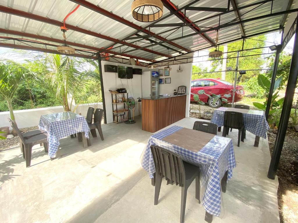 Coconut Inn Moalboal, Moalboal (updated prices 2025)