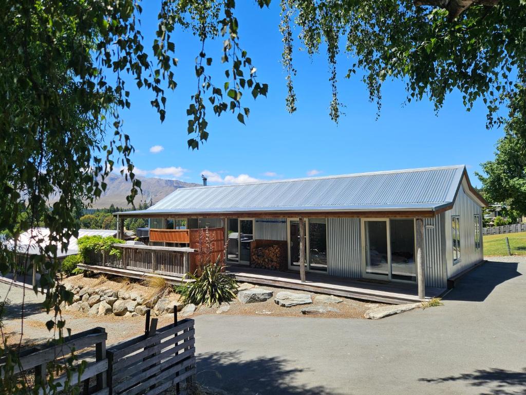 Dunrobin Cottage, Lake Tekapo (updated prices 2026)