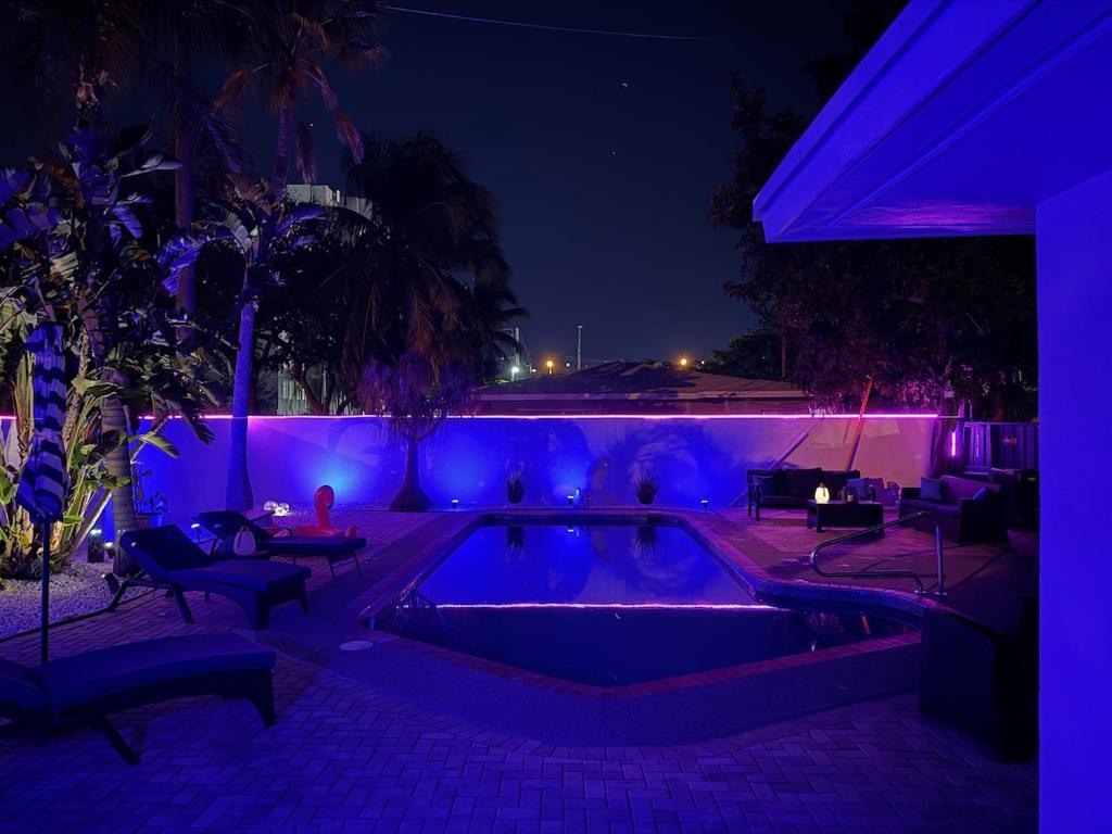 Azure Dreams House Heated Pool Modern Design, Pompano Beach (updated ...
