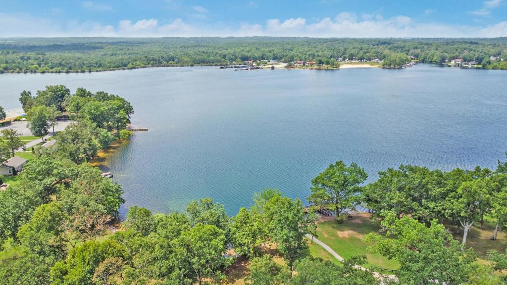 Hiawatha East Lake Tansi, Crossville (updated prices 2025)