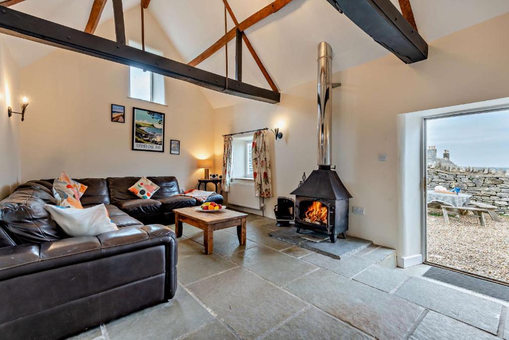 Castle Forge 4-Bedroom Historic Purbeck Forge in Kingston, Corfe Castle ...