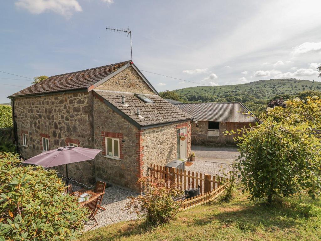 Wingstone Farm Cottage, Newton Abbot (updated prices 2025)