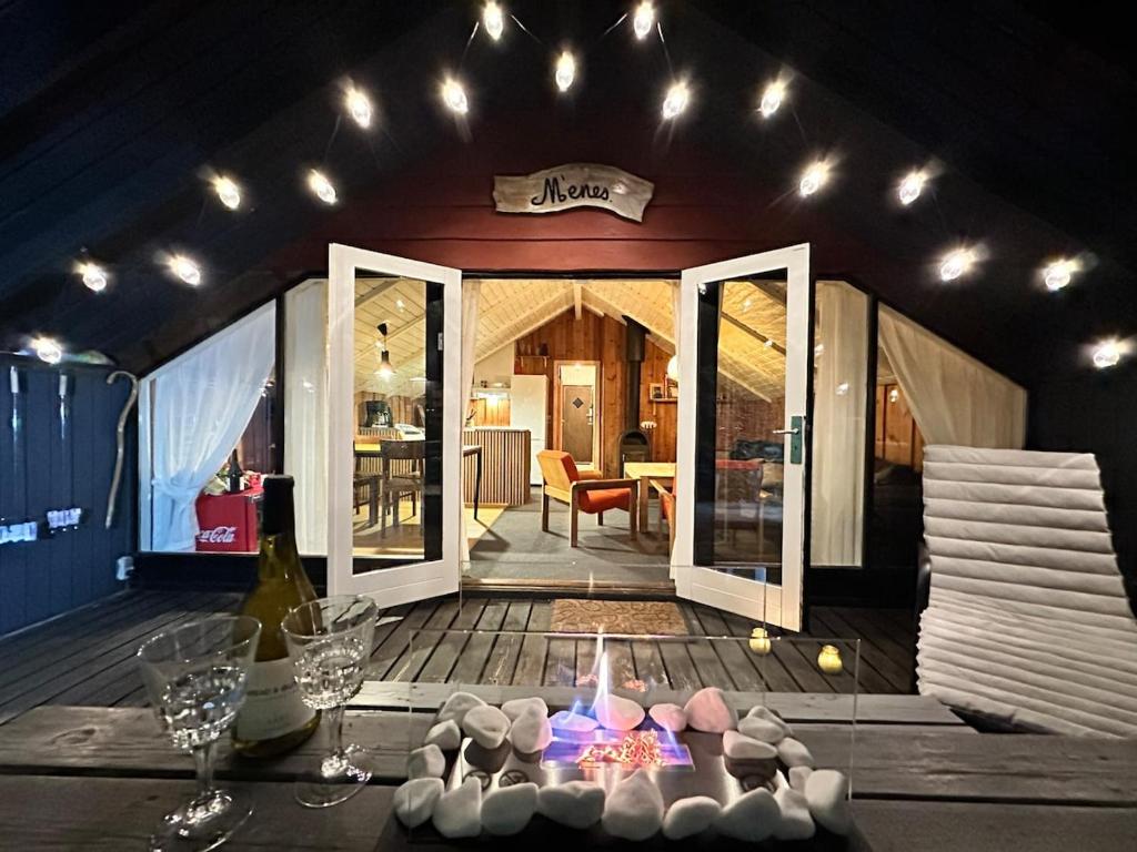 Unique forest cabin close to lake - near Legoland, Lalandia, Ansager ...