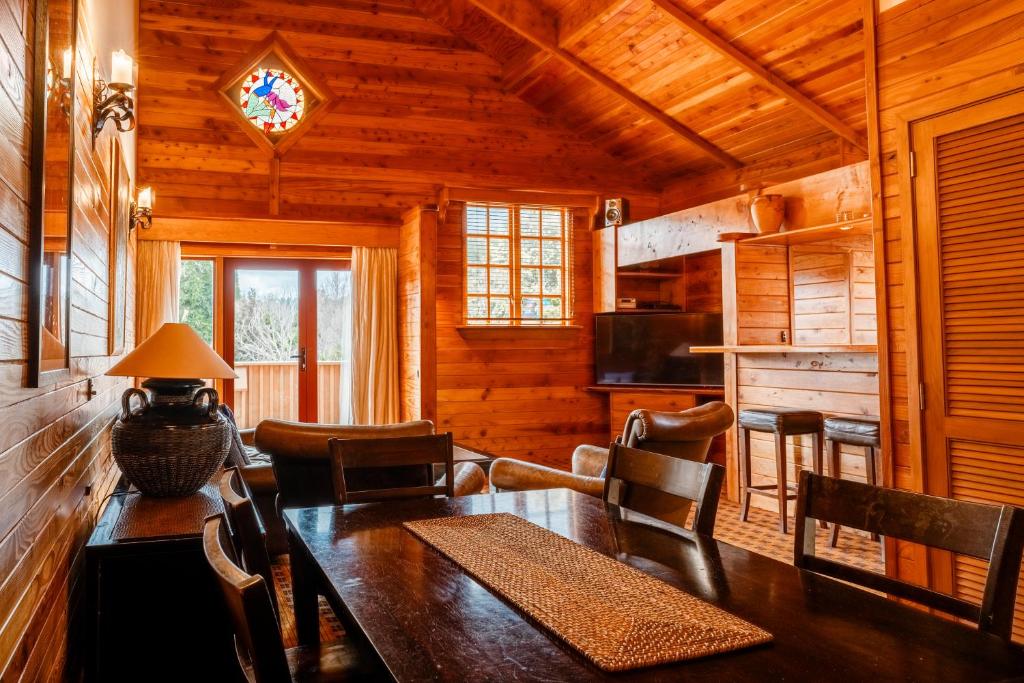 The Powderhorn Chateau, Ohakune (updated prices 2025)