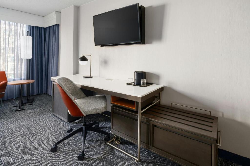 Courtyard by Marriott Atlanta Buckhead, Atlanta (updated prices 2025)