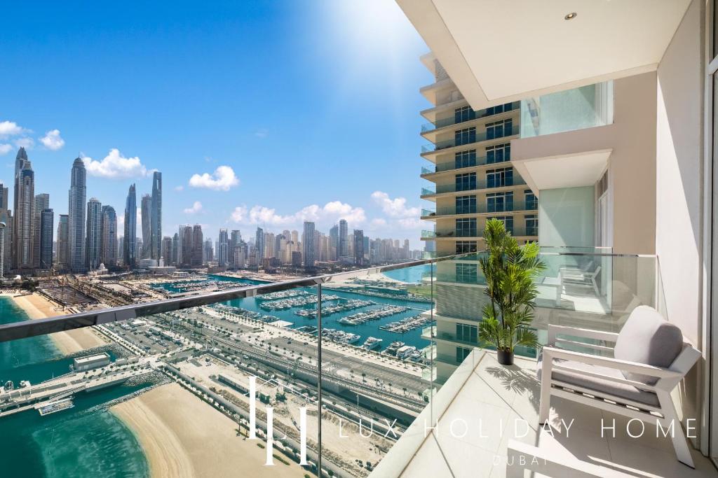 LUX The Luxury Sunrise Beachfront Suite 2, Dubai (updated prices 2025)