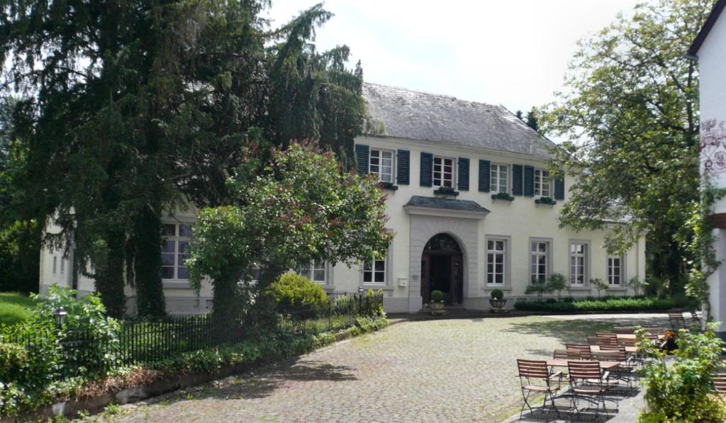 KAROLINGERHOF - Mosel, Kröv (updated prices 2025)