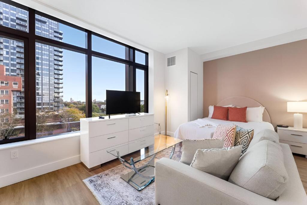 Discover Brooklyn Where Comfort Meets City Vibes, Brooklyn (updated ...