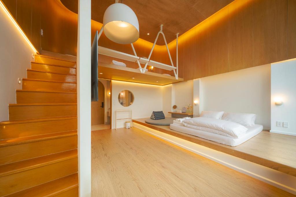 Vaeh Viean Silom, Bangkok (updated prices 2026)