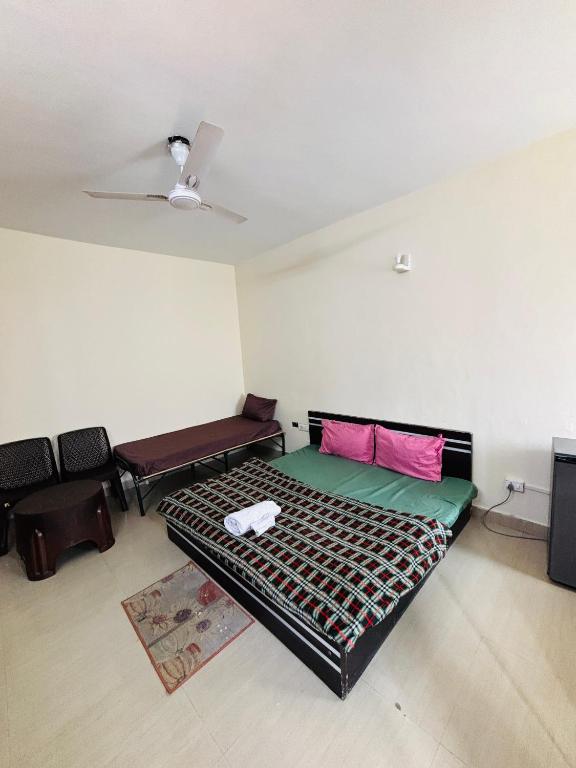 Cozy and Comfortable Stay At Vrindavan, Vrindāvan (updated prices 2026)