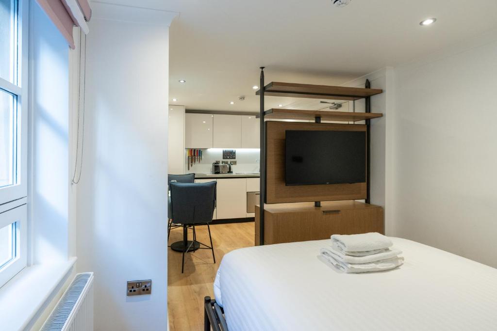 PREMIER SUITES Edinburgh Fountain Court, Edinburgh (updated prices 2025)