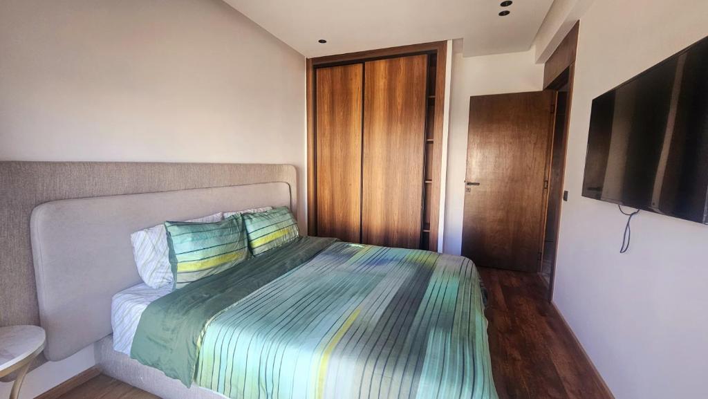 Studio idéal près du CHU Khalifa, Casablanca (updated prices 2026)