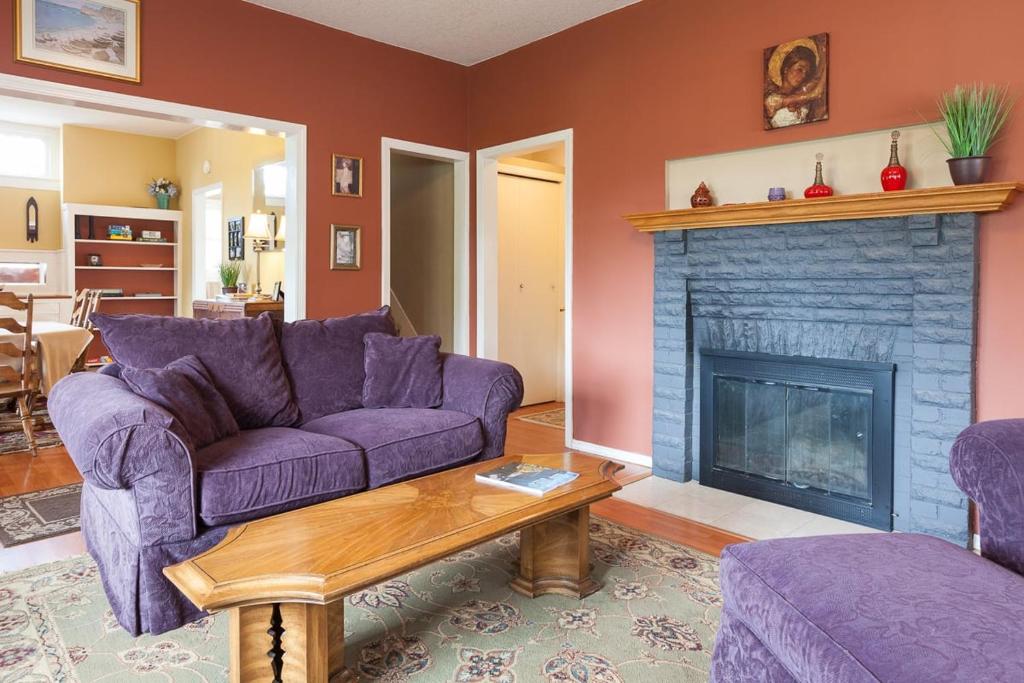 Adorable Cottage in the Heart of Hood River AC Mtn & River Views, Hood ...