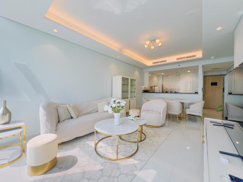 Exclusive 1BR with Iconic Views in Paramount Tower, Dubai (prisene ...