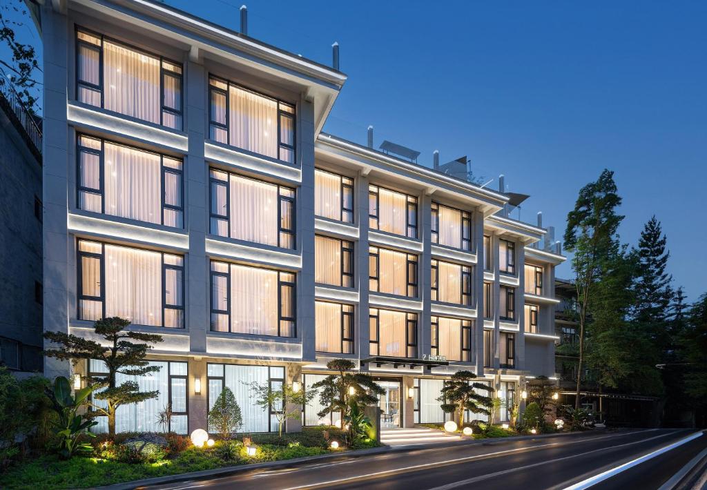 Z HOTEL- Qingchengshan, Dujiangyan (updated prices 2026)