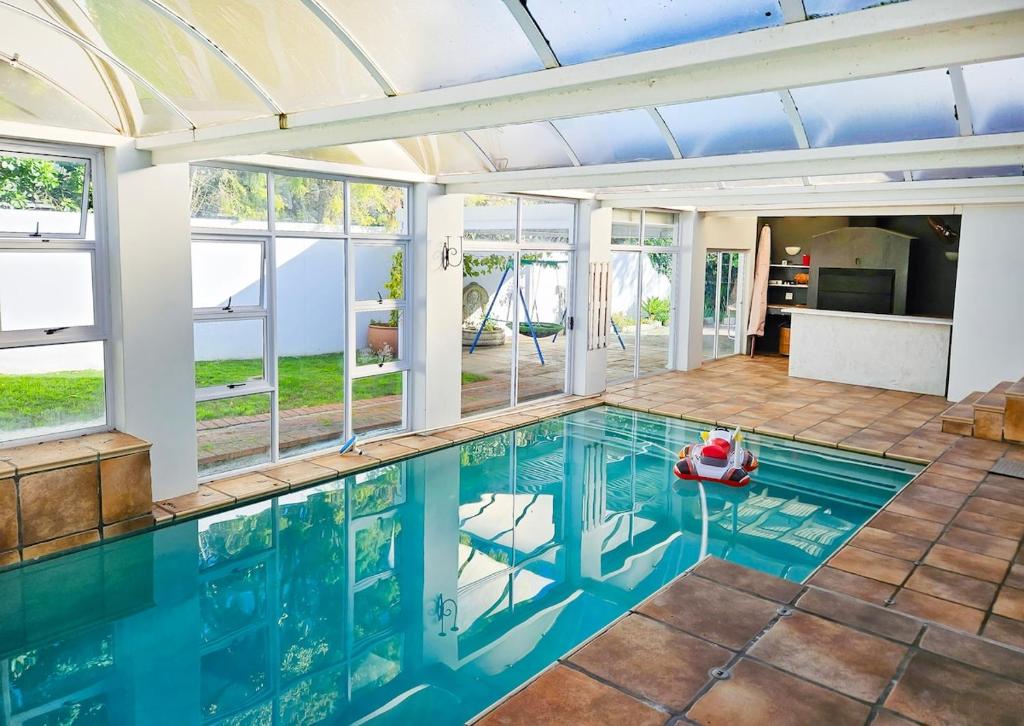 Indoor Pool Paradise in Stellies, Stellenbosch (updated prices 2026)