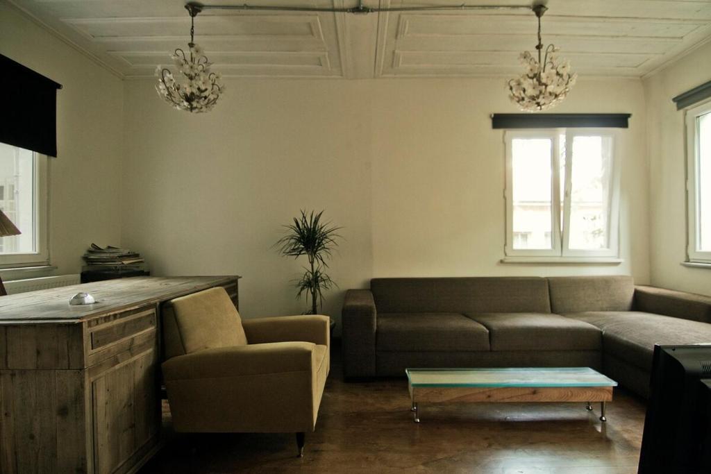 historical triplex building, Estambul (precios actualizados 2025)