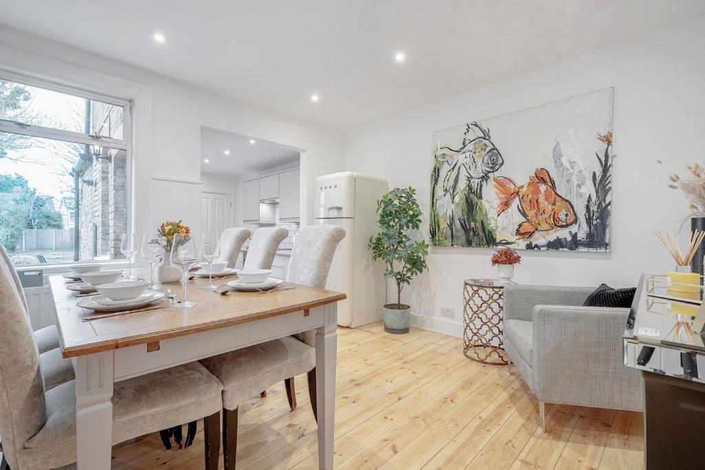 New 3 Bed Victorian Dream House, Staines (updated prices 2026)