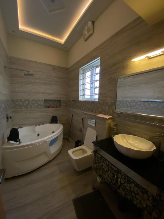 Cozy Family Home For Vacation, Islamabad (updated prices 2025)