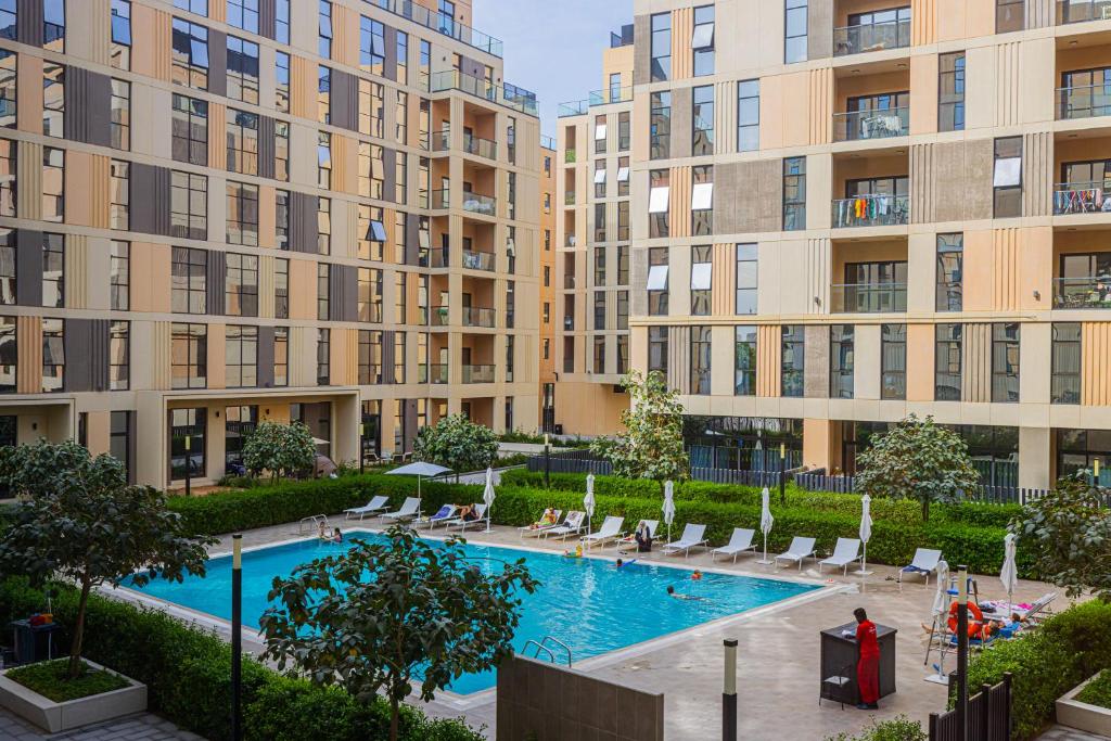 Private Tropical Poolside Studio by Blue Cloud Holidays, Sharjah Intl ...