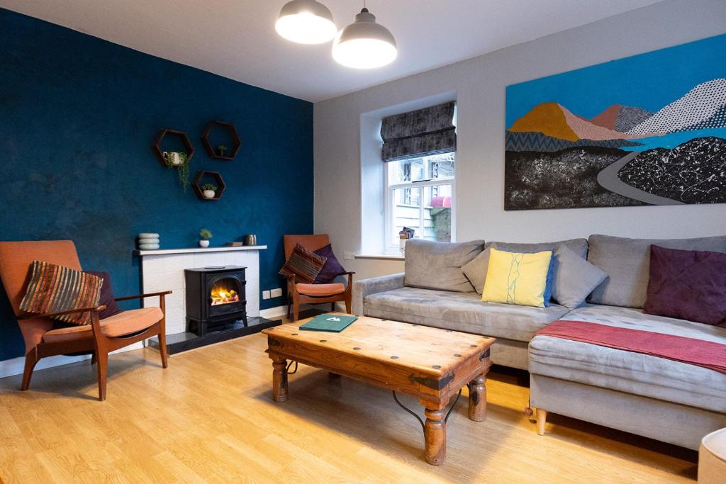 HOLLINS NOOK - Countryside House - Gateway to Lakes National Park ...