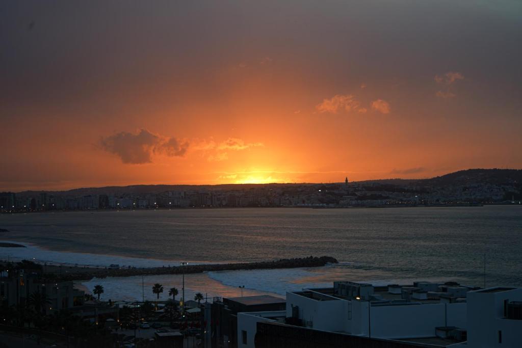 Apparemment moderne, Tangier (updated prices 2026)