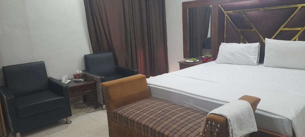 Hotel Prime Rose, Lahore (updated prices 2026)