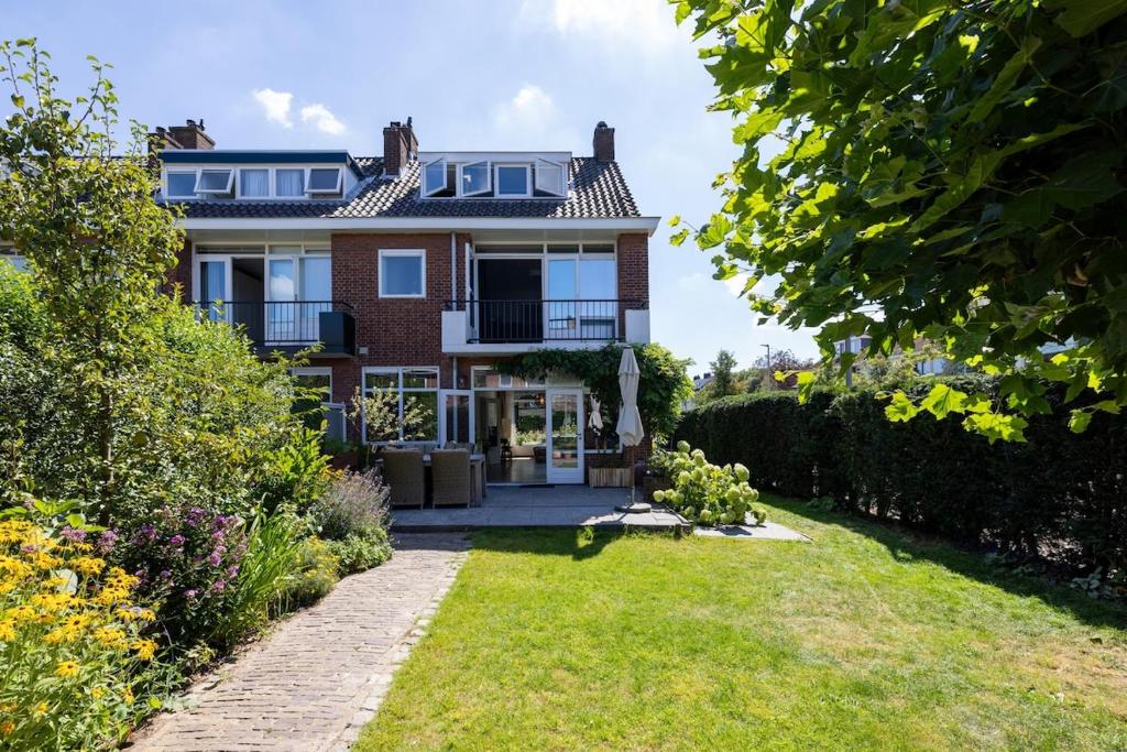 Cozy family house in Rotterdam, Rotterdam (updated prices 2026)