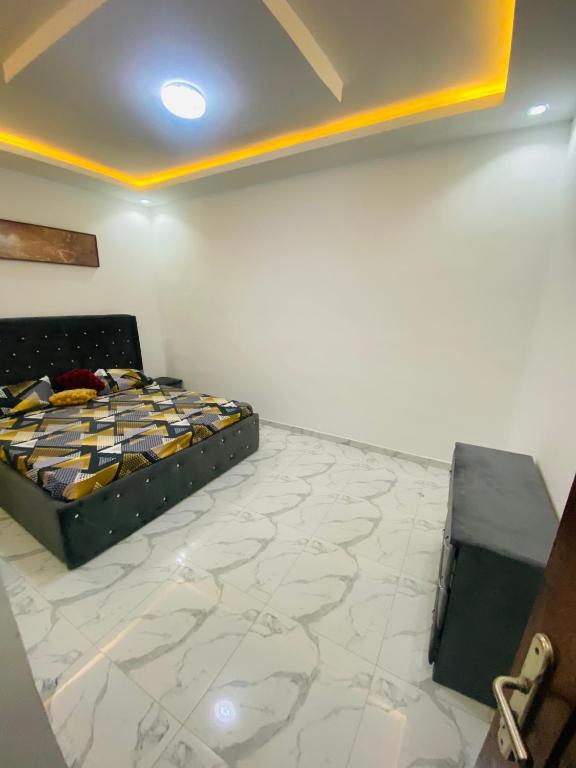 Studio meublé Zac mbao, Mbaw (precios actualizados 2025)