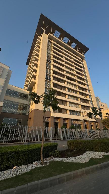 Penta Square Premium Apartments in DHA Lahore Phase 5, Lahore ...