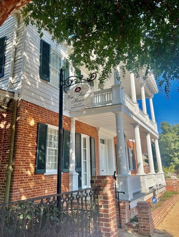 Downtown Natchez Elegant 1835 Antebellum House, Natchez (updated prices ...