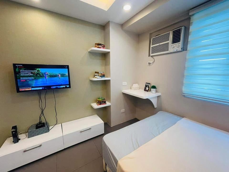 Mplace TOWER A Studio, Manila (updated prices 2026)