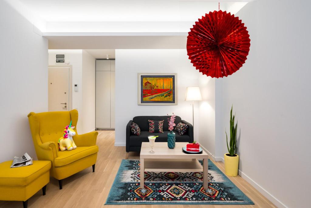 Zen Studios 1 & 2 - Central Studios with Parking, Bucharest (updated prices 2026)