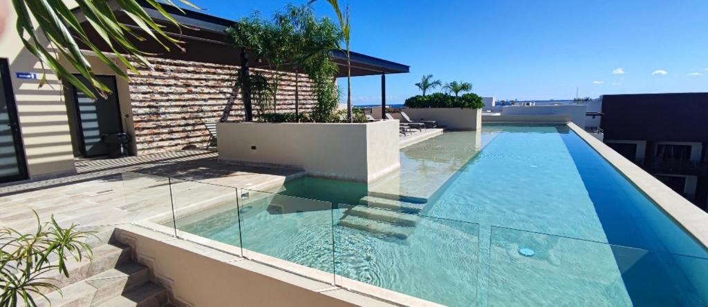 Luxury Studio Rooftop,Pool,Gym,Wifi,close to Beach, Playa del Carmen ...