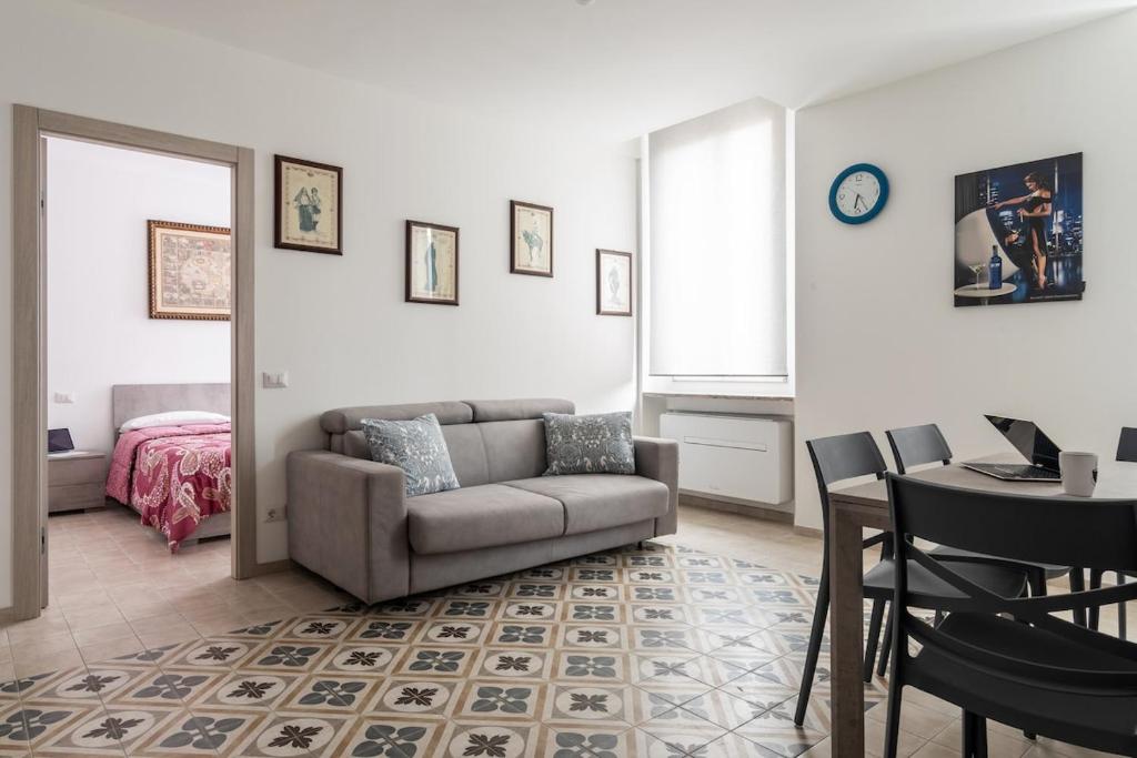 Famiglia 60MQ Giallo Milano Mxp Laghi, Somma Lombardo (updated prices 2026)