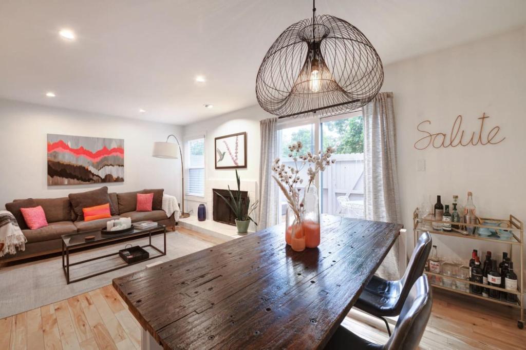 Chic Townhome 5 min drive to Pearl Game Room, Boulder (updated prices 2025)