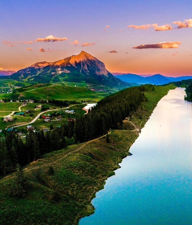 THE DROP IN the edge of adventure, Mount Crested Butte (updated prices ...