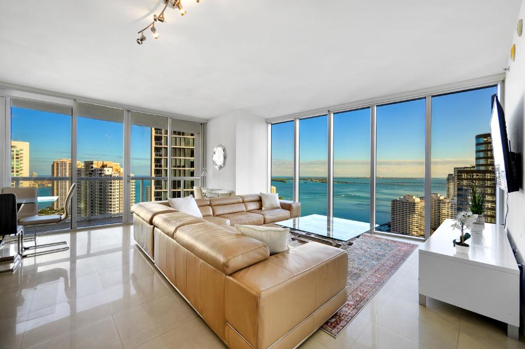 Icon Brickell Corner Apartment with Ocean & Pool view and 5 star SPA ...