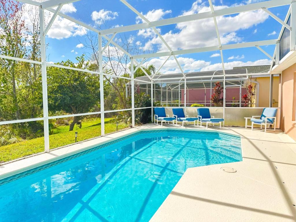 5 beddrooms pool home Gated community Davenport, Davenport (updated ...