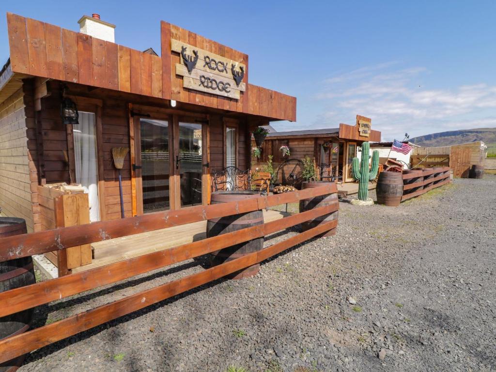 Rocky Ridge Cabin, Limavady (updated prices 2026)