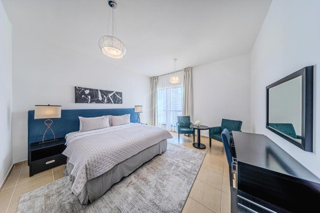 Canal View 1BR in JBR, Sabkhah (updated prices 2025)