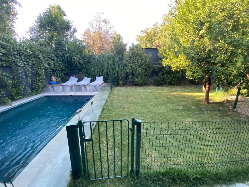 Nice and comfortable House in recidential area, Santiago (precios ...